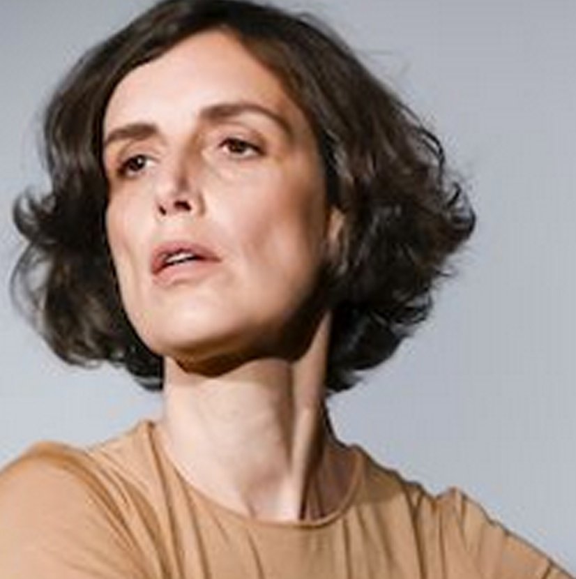 Charlotte FLOSSAUT et Sophie ARTAUD – Rencontres Photographiques Amis ...